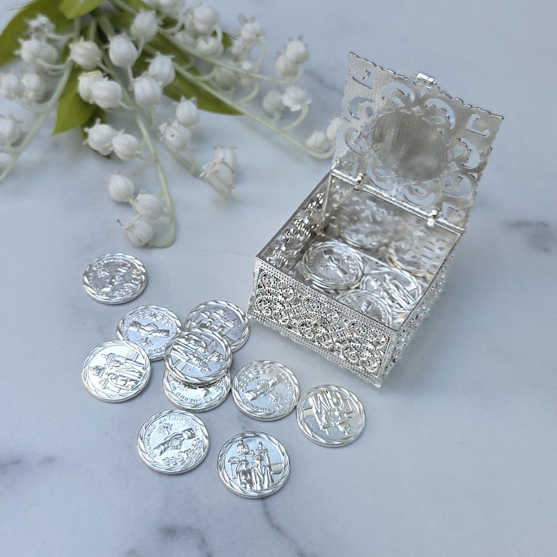 Silver Square Style Arras With White Rose Arrhae Unity Wedding Coins ...