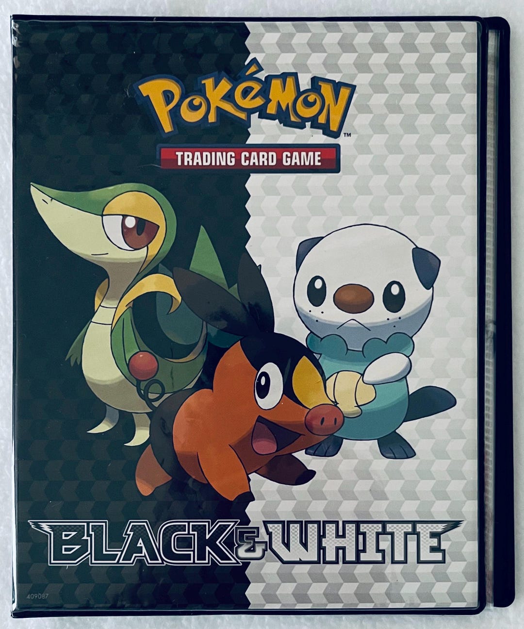 Pokemon 4-pocket Portfolio, Black & White Trading Card Holder, BRAND ...