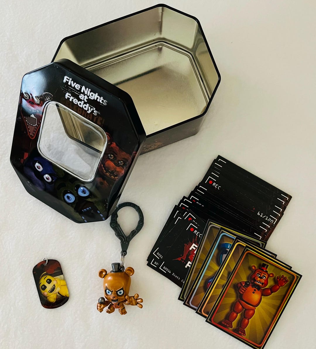 Five Nights at Freddy's Keychains, Collectible Key Chain, Dog Tag ...