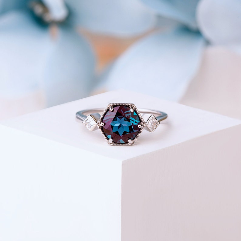 Alexandrite Vintage Promise Ring Unique Bridal Ring - Etsy