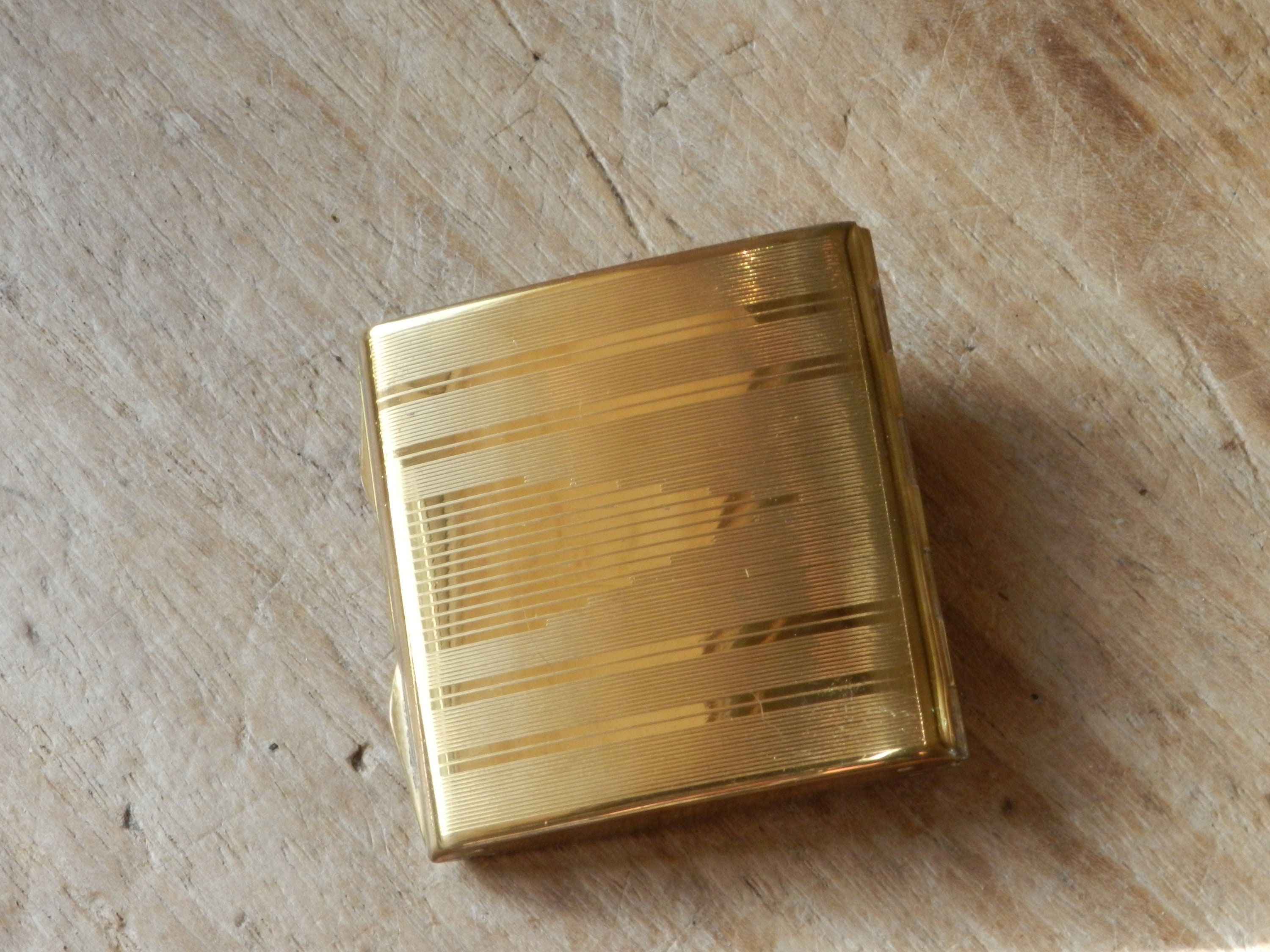 Mid-century Gold Tone Powder Compact - Etsy