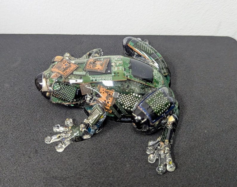 Circuit Tree Frog: Tech Takes a Leap - Etsy