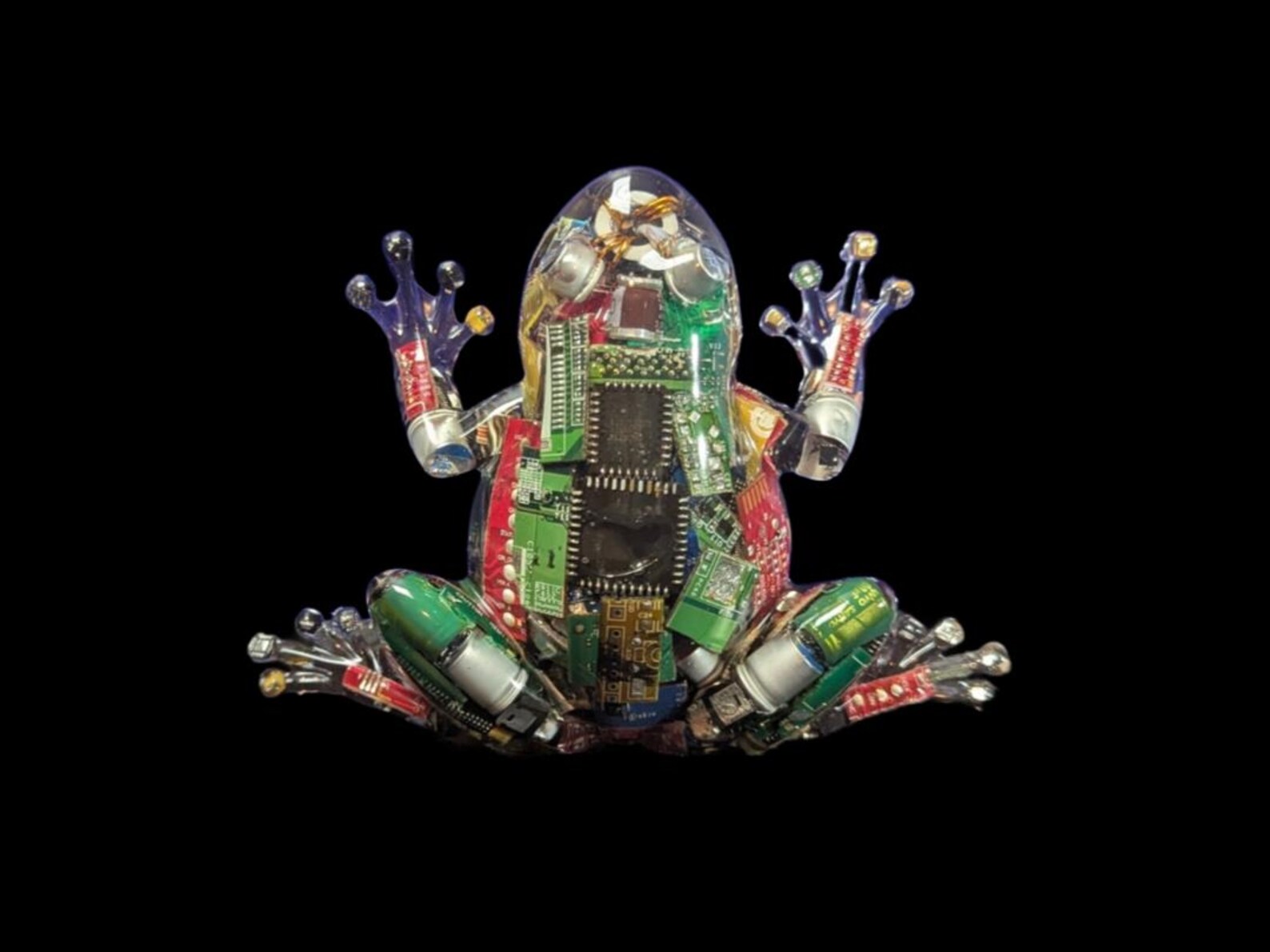 Circuit Tree Frog: Tech Takes a Leap - Etsy