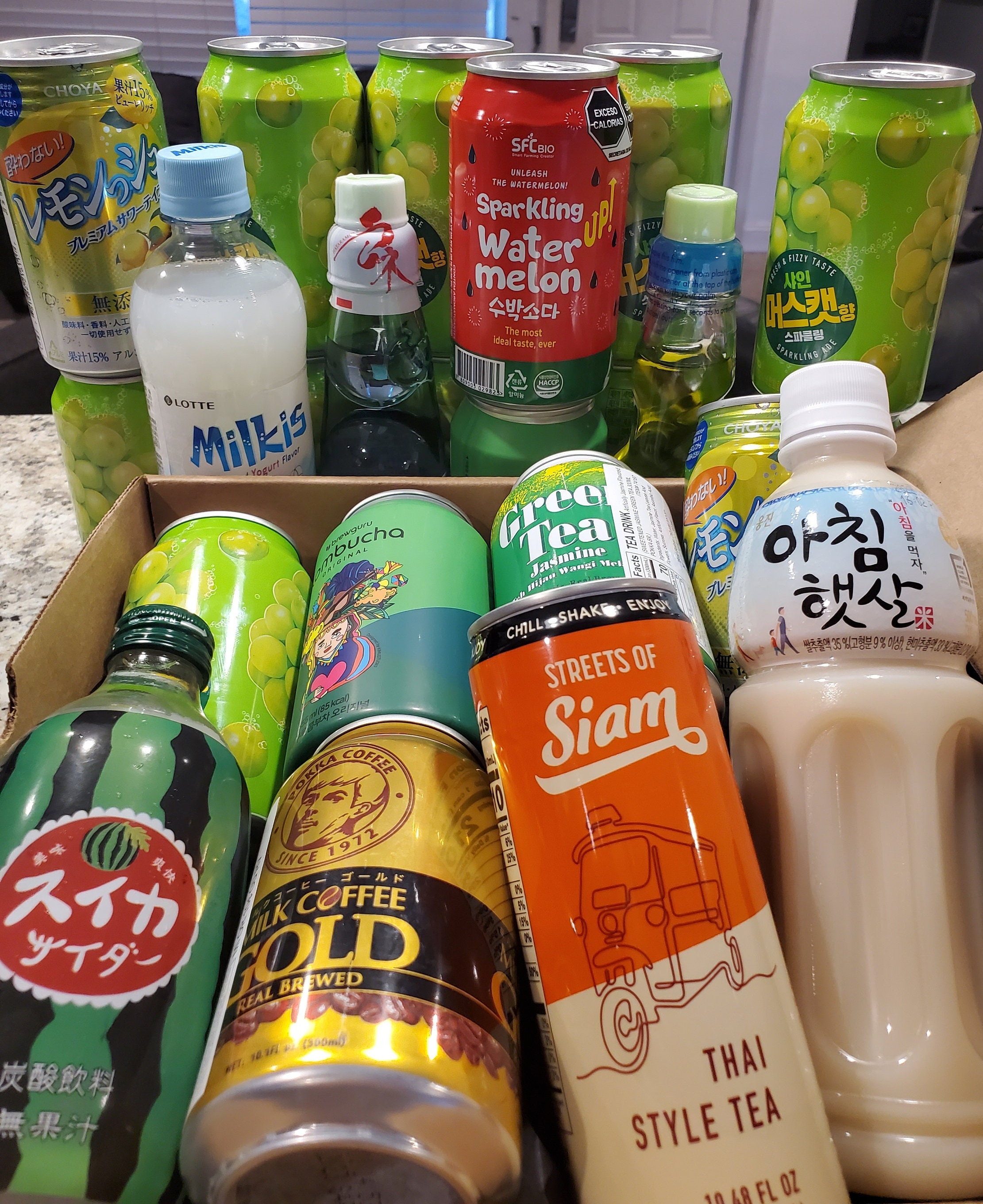 Anime/manga Fan Japanese Drink Sample Box - Etsy Canada