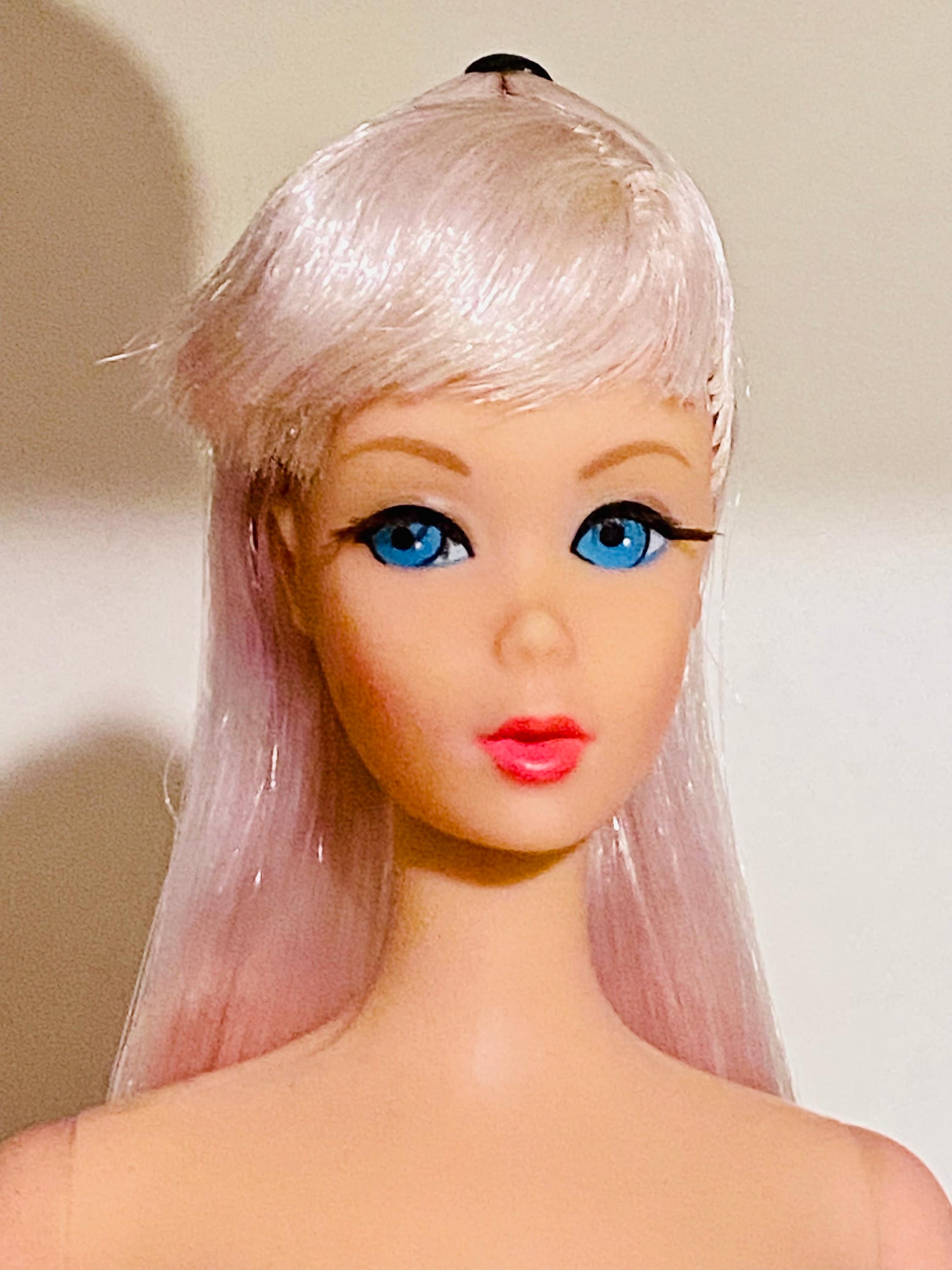 Beautiful Vintage Mod 1967 Platinum Blonde Twist N Turn TNT Barbie Doll ...