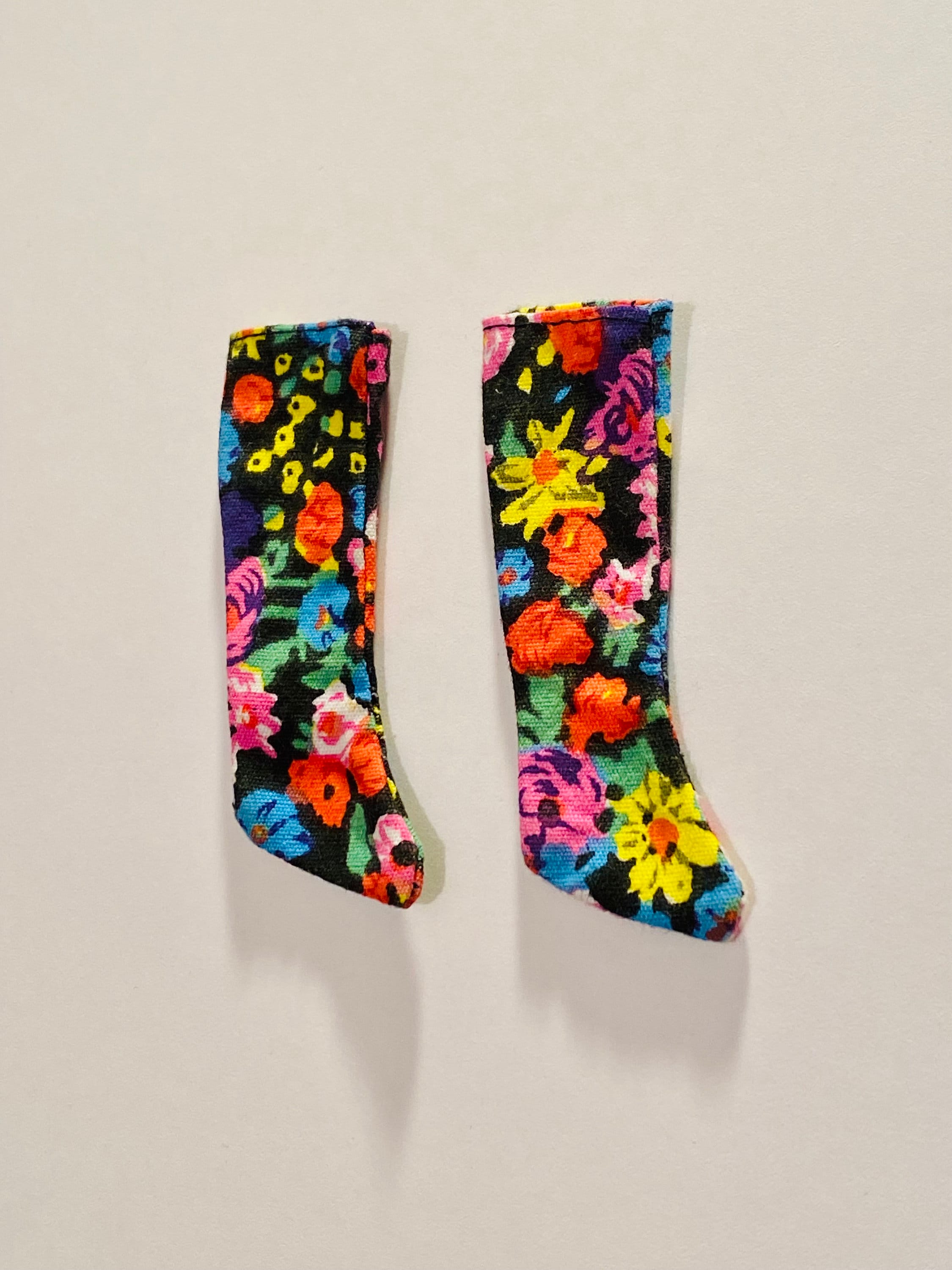 Vintage 1972 Mod Barbie Put Ons and Pets Poodle Doodles Fashion Floral ...