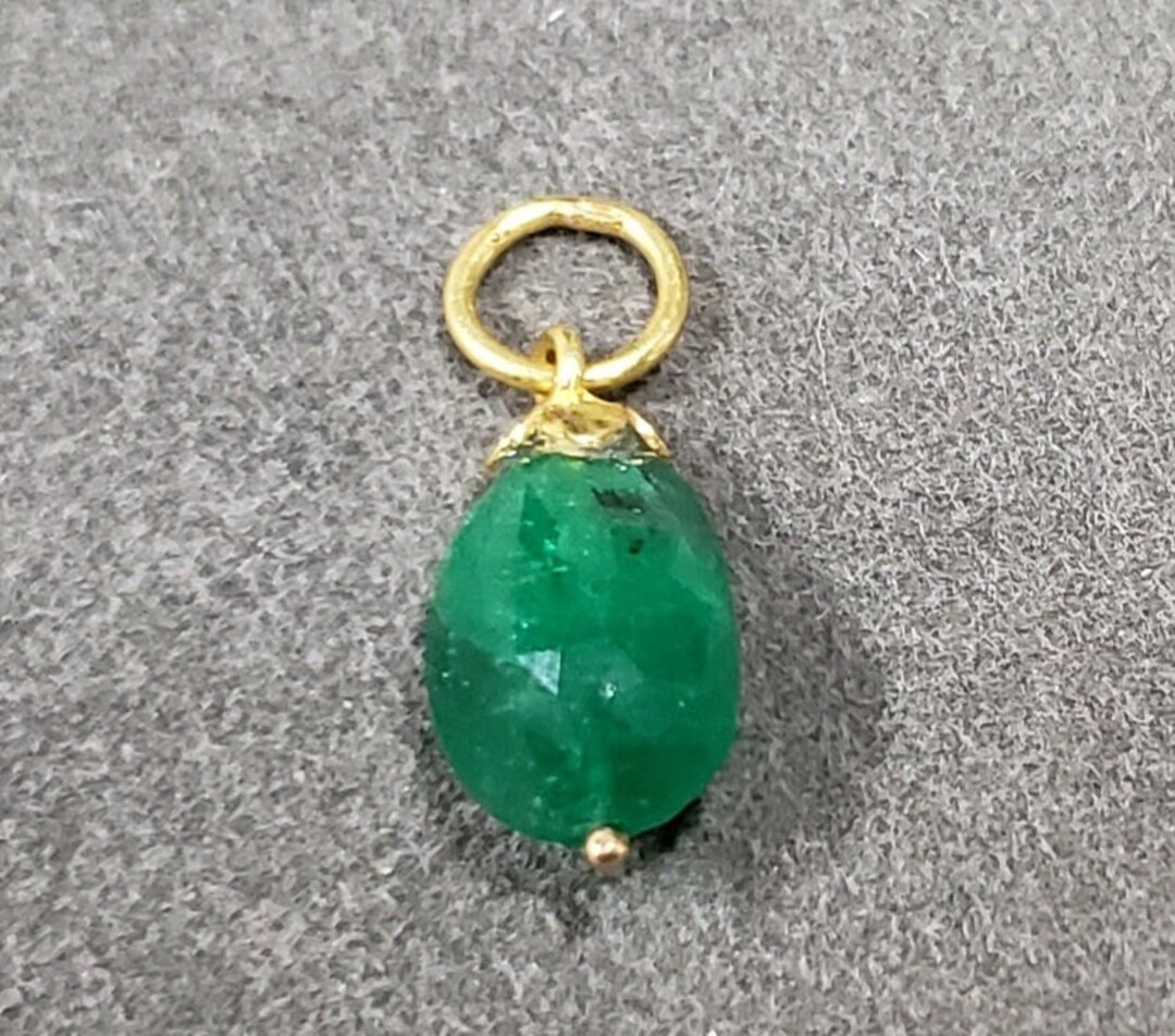 18k Gold Teardrop Emerald Cap Pendant, Dainty Pendant, Rosecut Natural ...