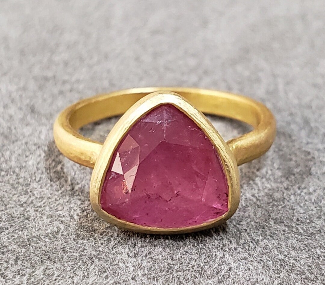 Trillion Shape Tourmaline 18k Ring, Baby Pink Tourmaline, Triangle Cut ...