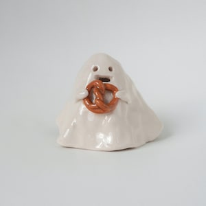 Pretzel Ghost Ceramic Incense Burner: Spooky Halloween Decor - Etsy