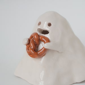 Pretzel Ghost Ceramic Incense Burner: Spooky Halloween Decor - Etsy