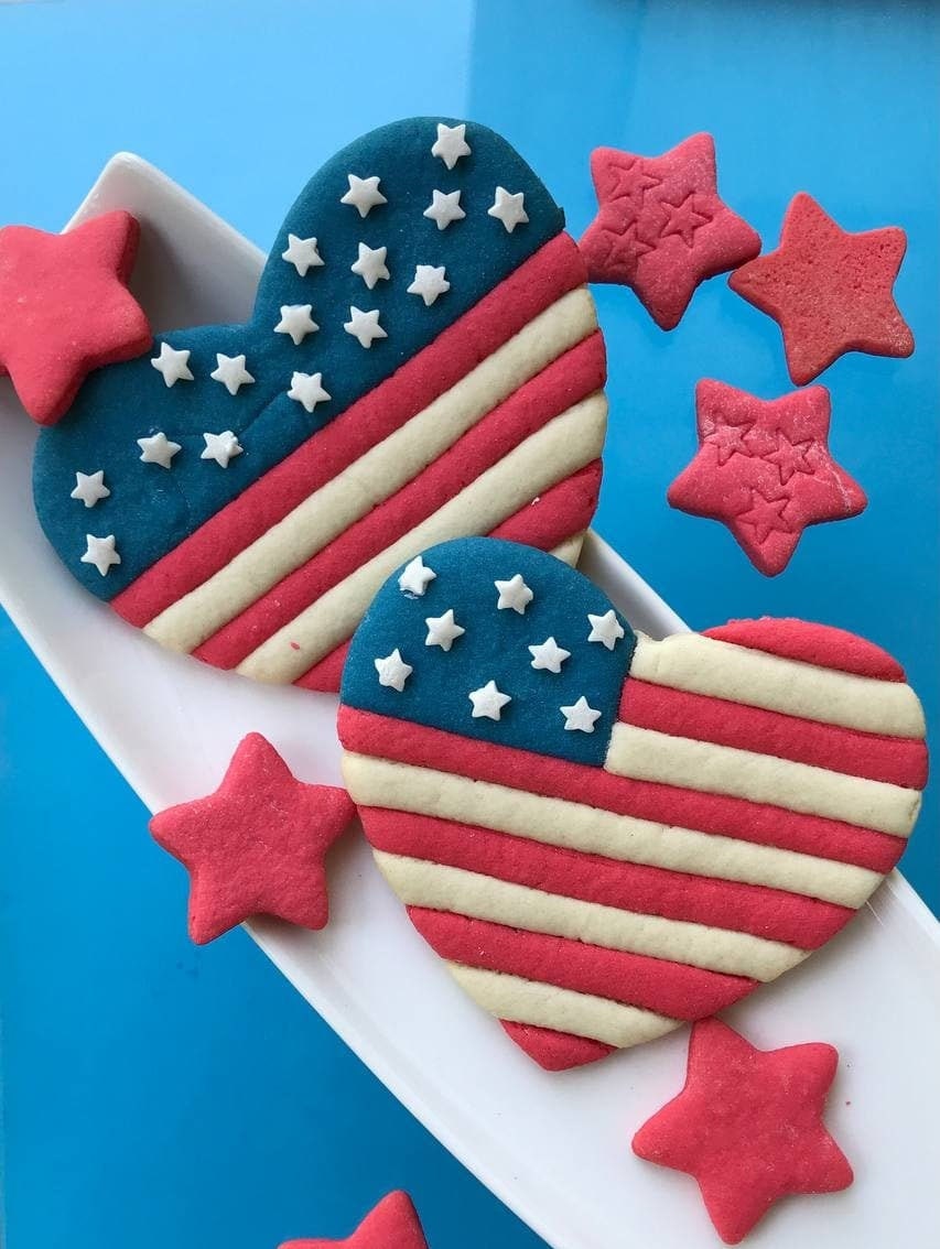 Patriotic Cookie Class: Sugar Cookies Recipe + American Flag Cookies ...