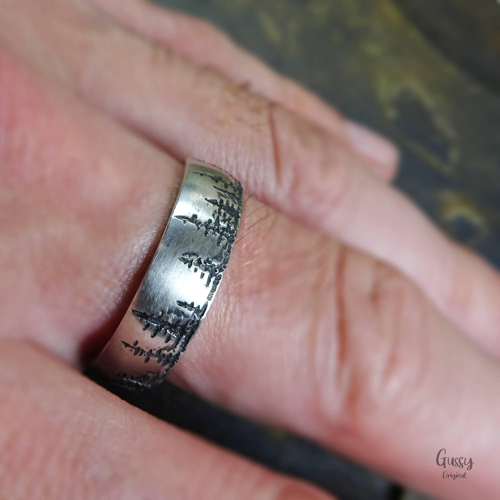 Tree Ring Mens Wedding Band With Trees Engraved 6mm Wide - Etsy