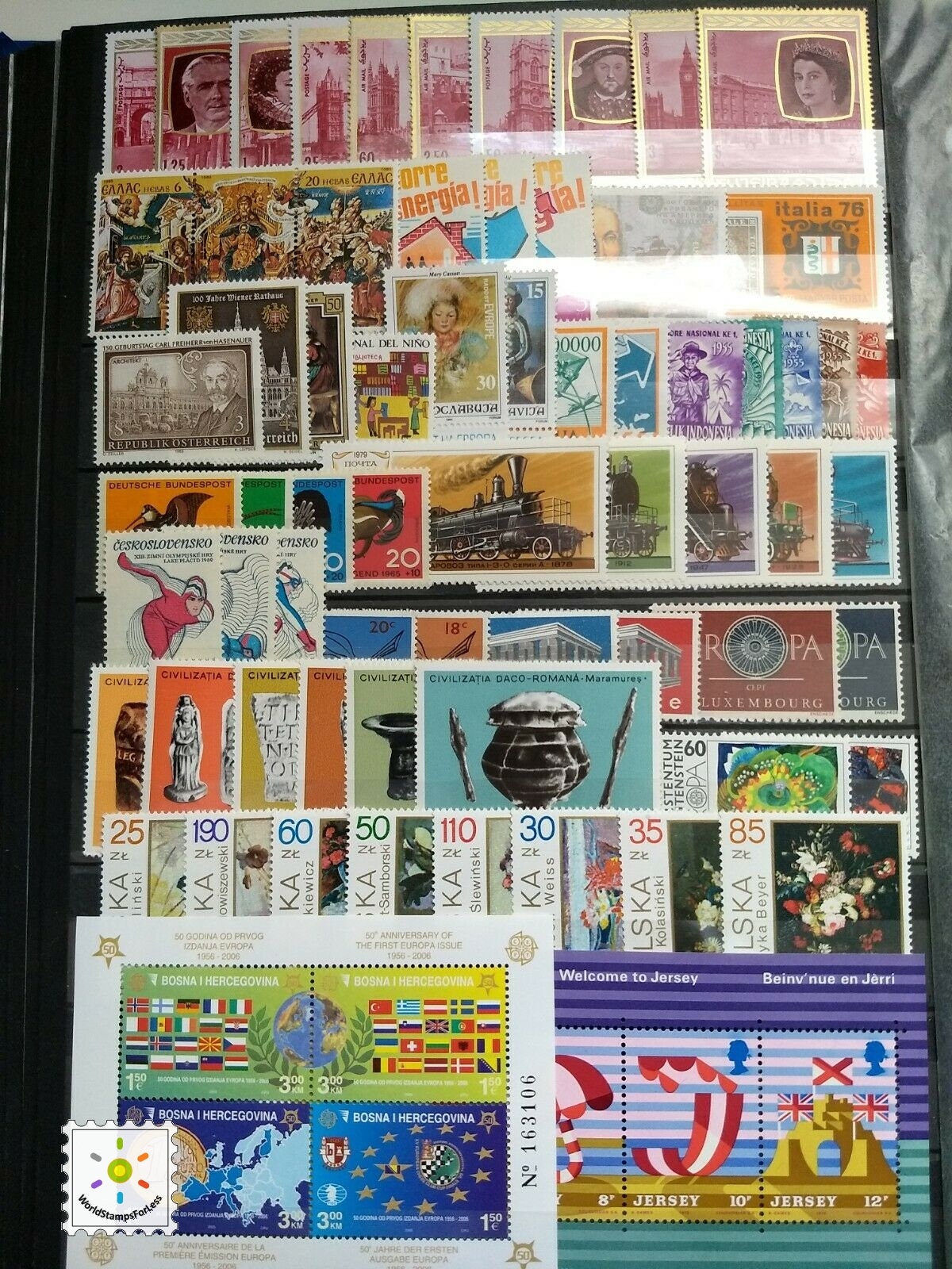 Worldwide Stamp Collection Mint-never-hinged (MNH) - Each Lot: 35 Full Sets From 35 Different ...