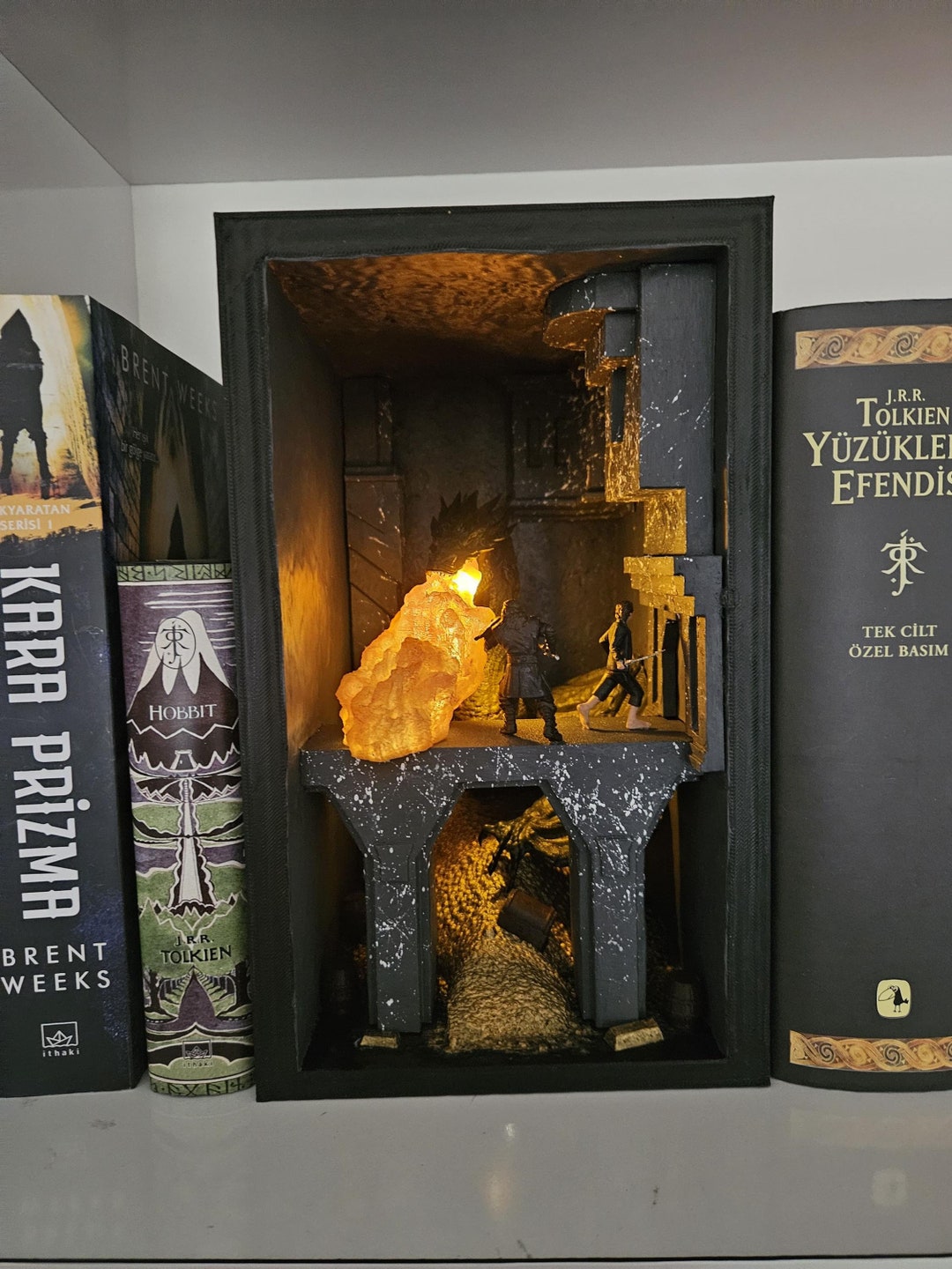 Thorin V Smaug Book Nook, Book Shelf, Home Decor, Wall Decor, Gift for ...