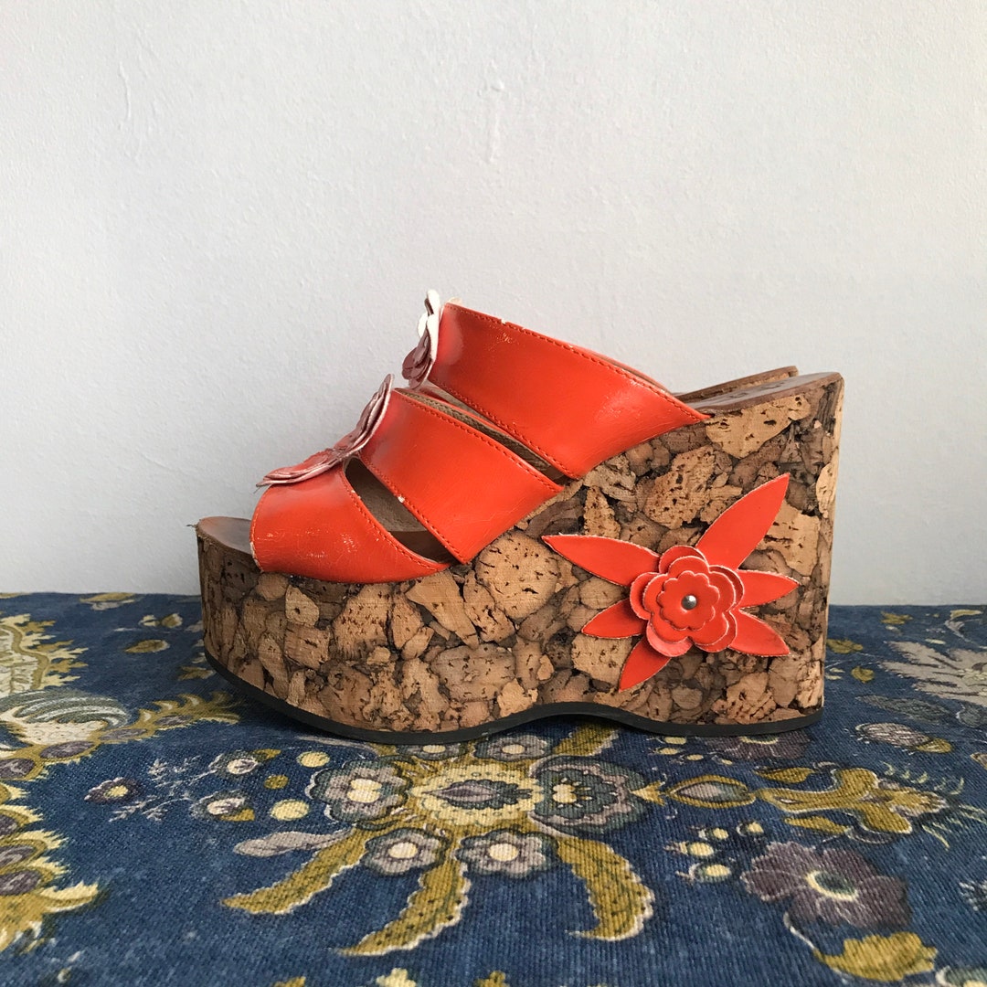 Vintage 1970s Platform Shoes / 1970s Wedge Shoes / Cork Platforms - Etsy