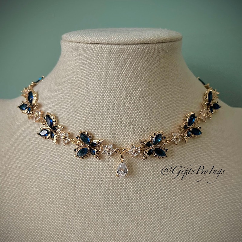 Elegant Choker - Etsy