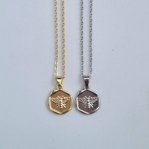 Mini Manchester Bee Necklace, Bumble Bee, Honey Bee | Cute Matching ...