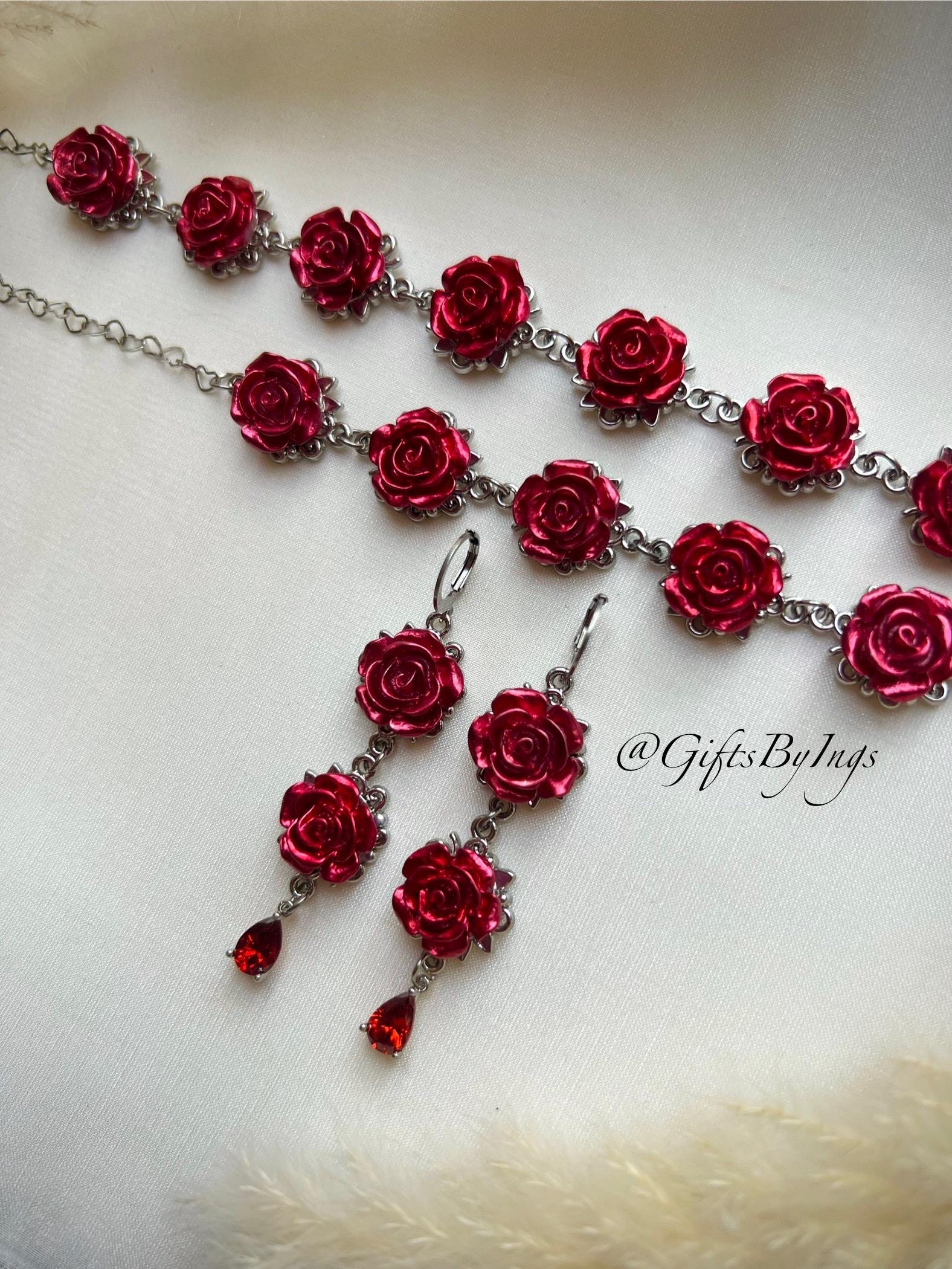 Red Rose Flower Silver Choker Necklace, Elegant Medieval Regal Historic ...