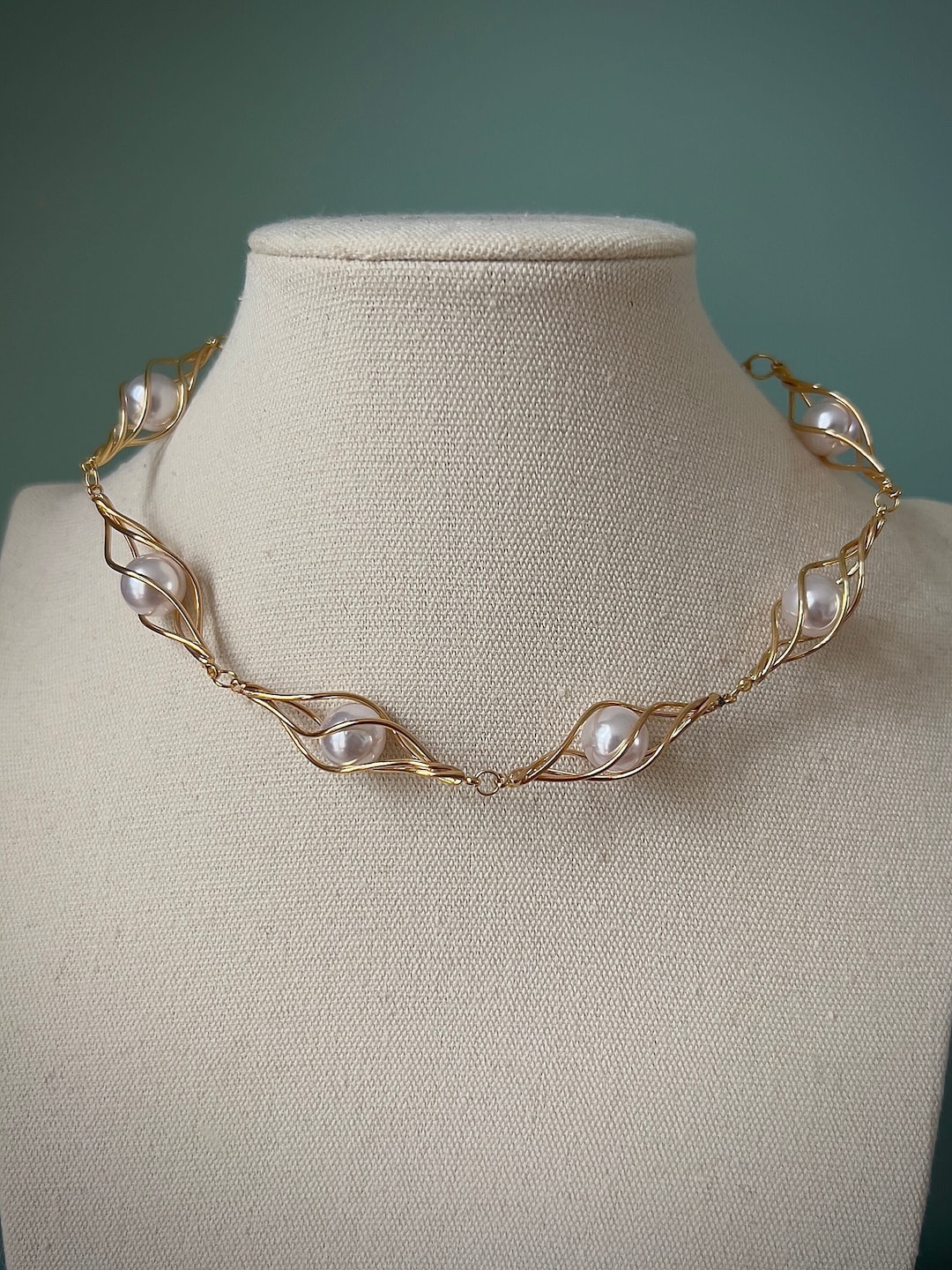 Bulky Gold Twisted Imitation Pearl Choker Necklace, Elegant Royalcore ...