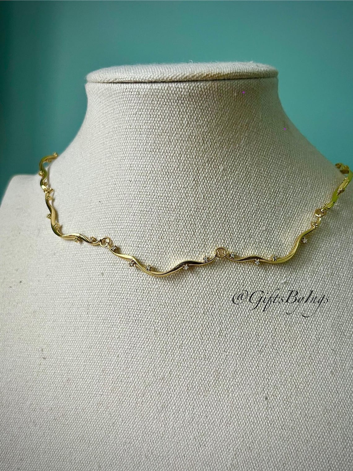 Delicate Wavy Gold Choker Necklace, Simple Elegant Regal Victorian ...