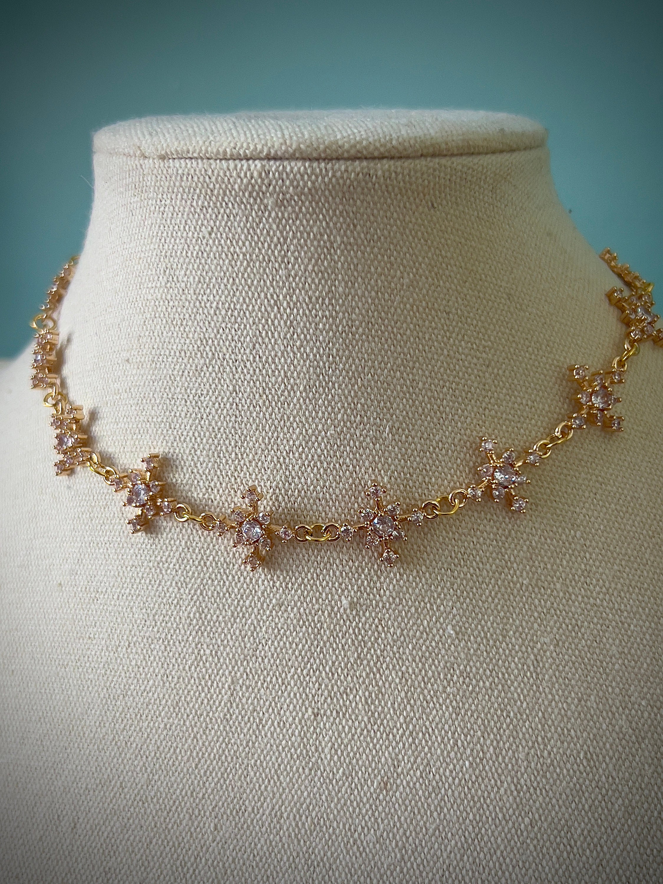 Edgy Gold Sword Choker Necklace, Elegant Medieval Tudor Cross Choker ...