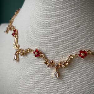 Gold Teardrop Red Flower Choker Necklace, Elegant Ruby Red Regency Jewelry, Royal Delicate Leafy ...