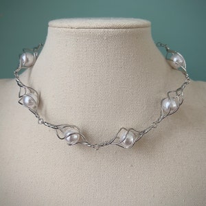 Bulky Gold Twisted Imitation Pearl Choker Necklace, Elegant Royalcore ...