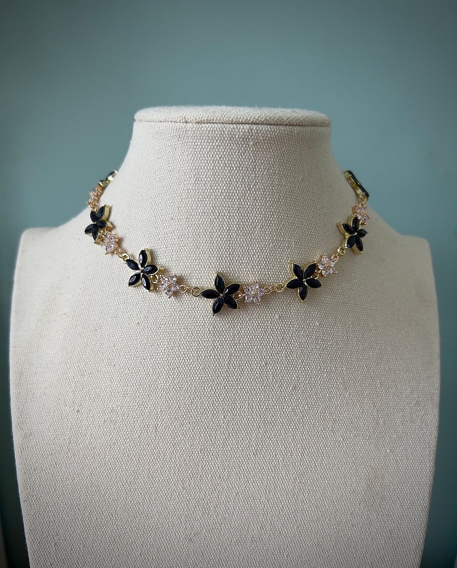 Beautiful Navy Blue Flower Choker, Elegant Regency Era Bridal Wedding ...