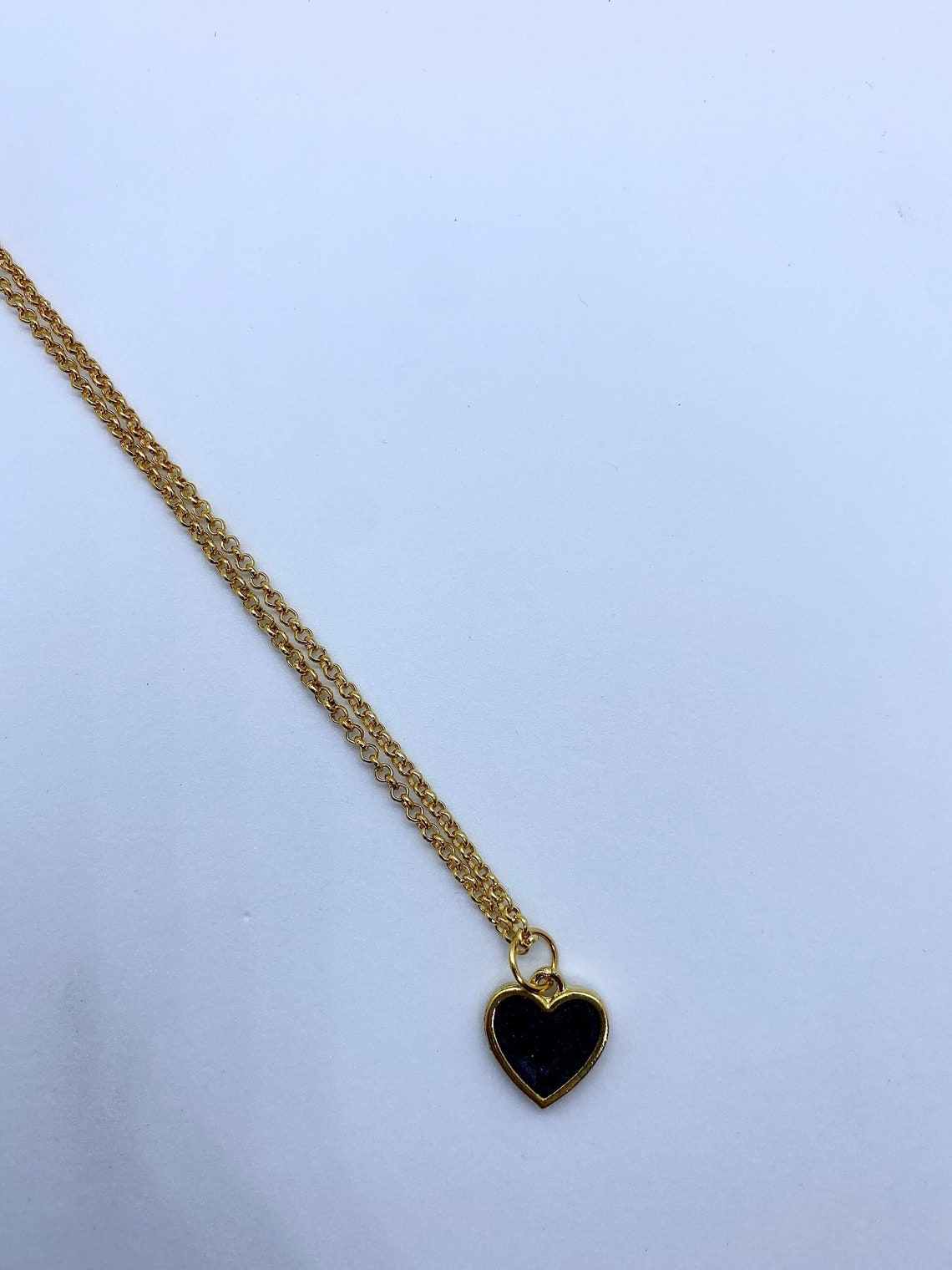 Mini collar de corazón negro / Collar minimalista / Joyería de - Etsy ...