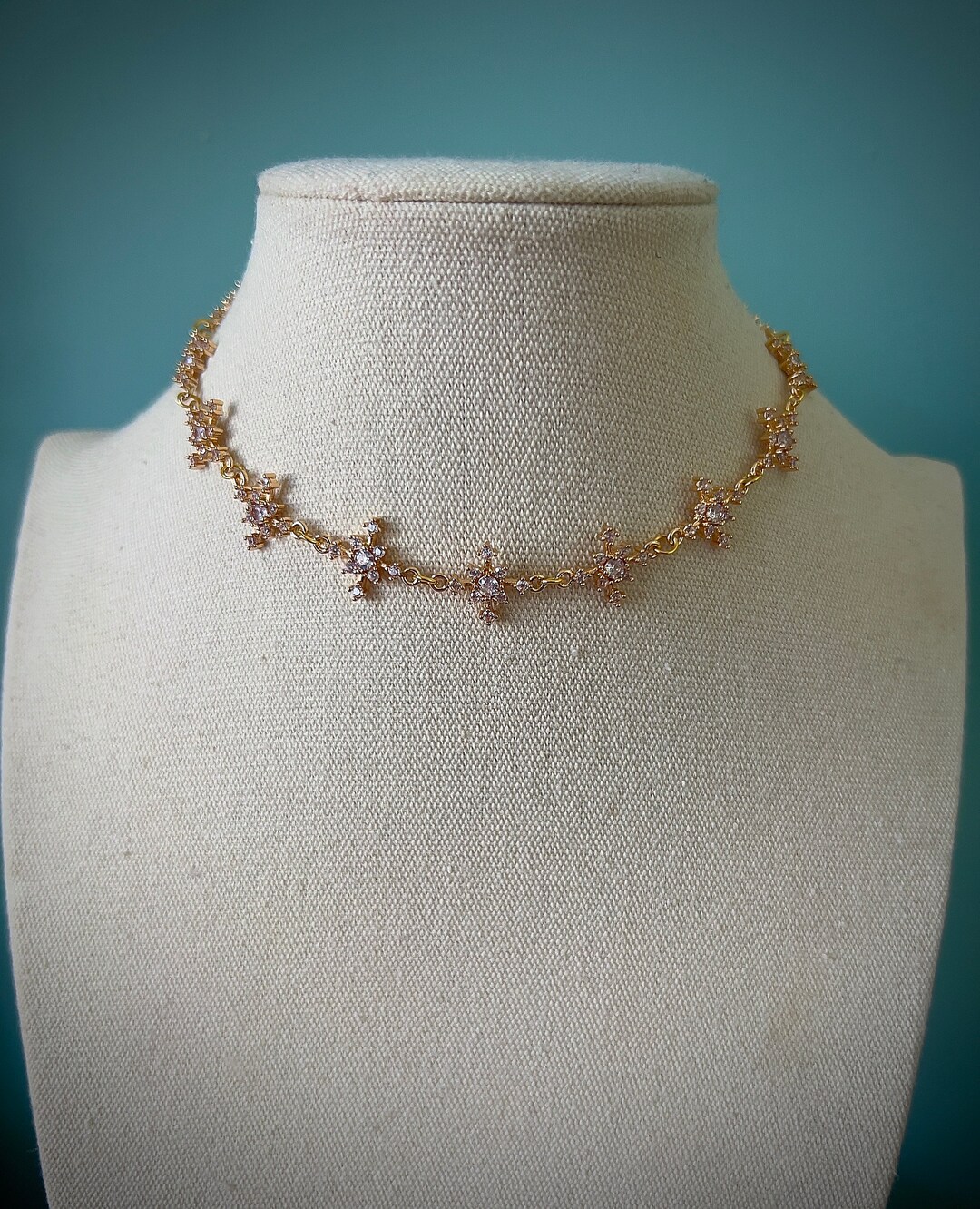 Edgy Gold Sword Choker Necklace, Elegant Medieval Tudor Cross Choker ...