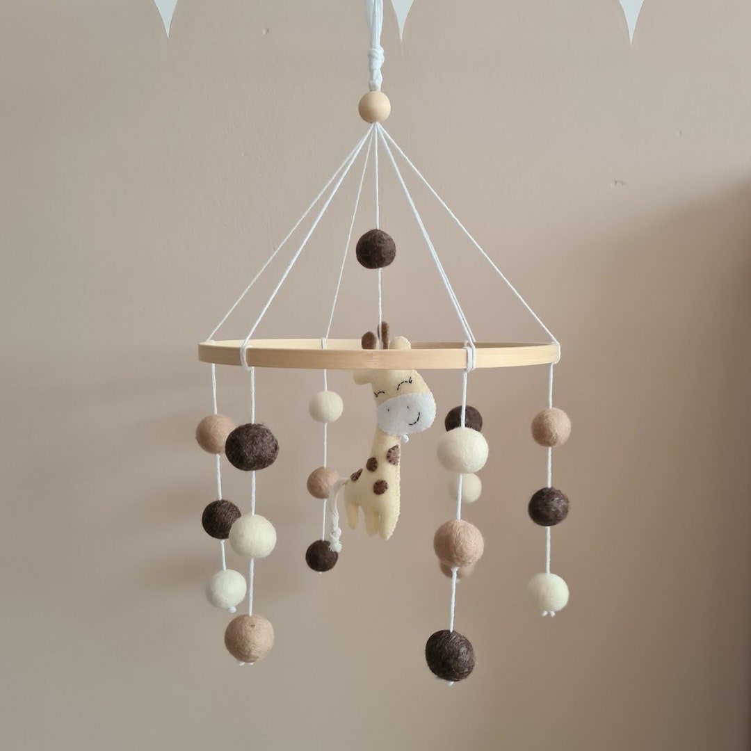 Giraffe Baby Mobile: Neutral Felt Ball Nursery Decor - Etsy