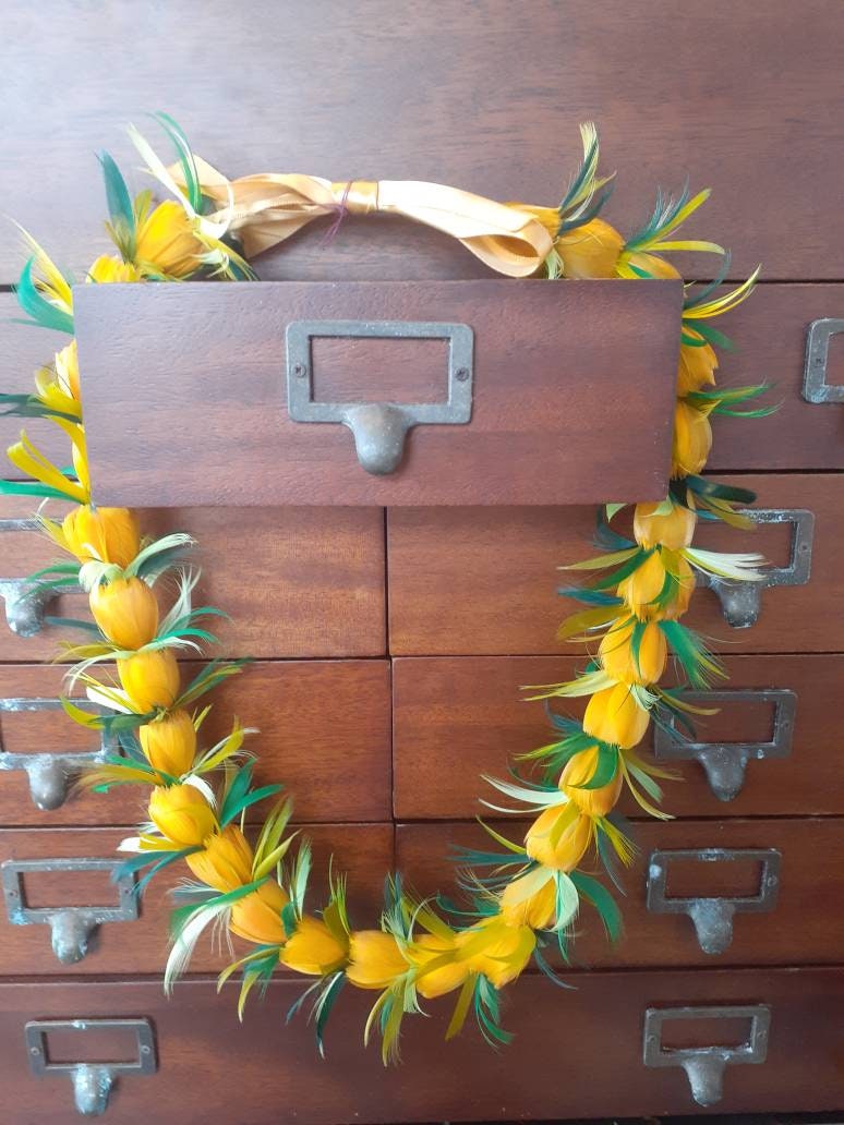 Pineapple Feather Lei, Hawaiian Lei, Feather Lei, Hawaiian Feather Lei ...