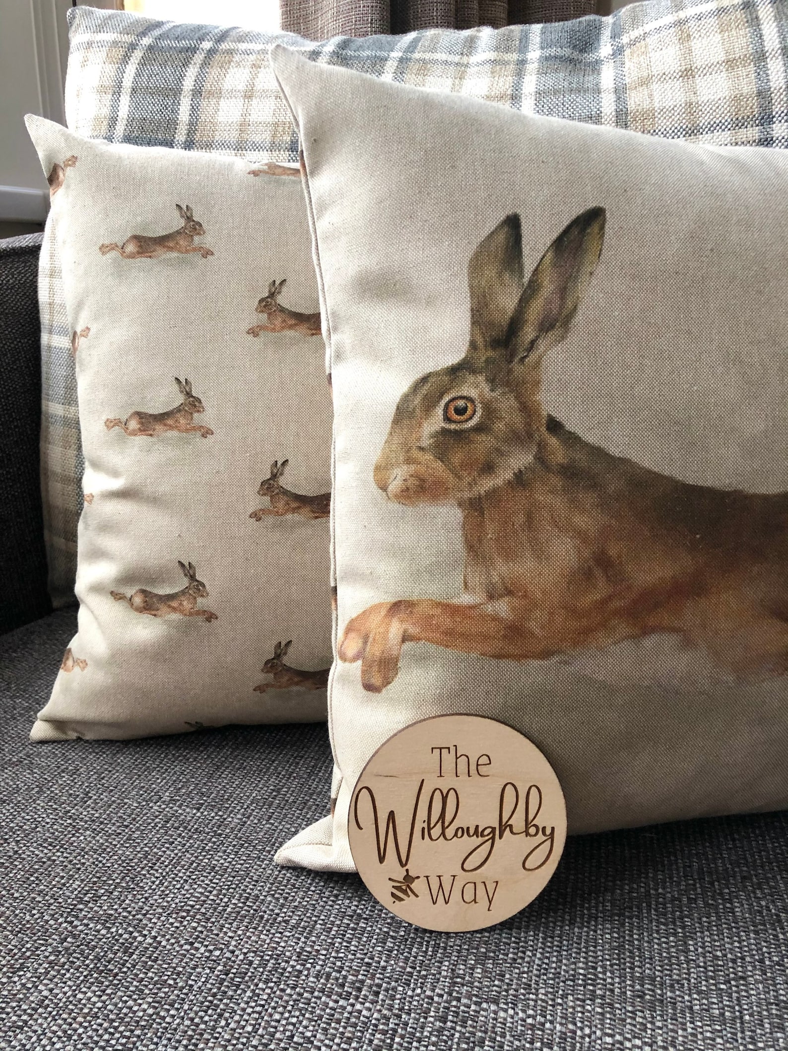Leaping Hare Cushion Hares Rabbit Farmhouse Country Cottage - Etsy UK