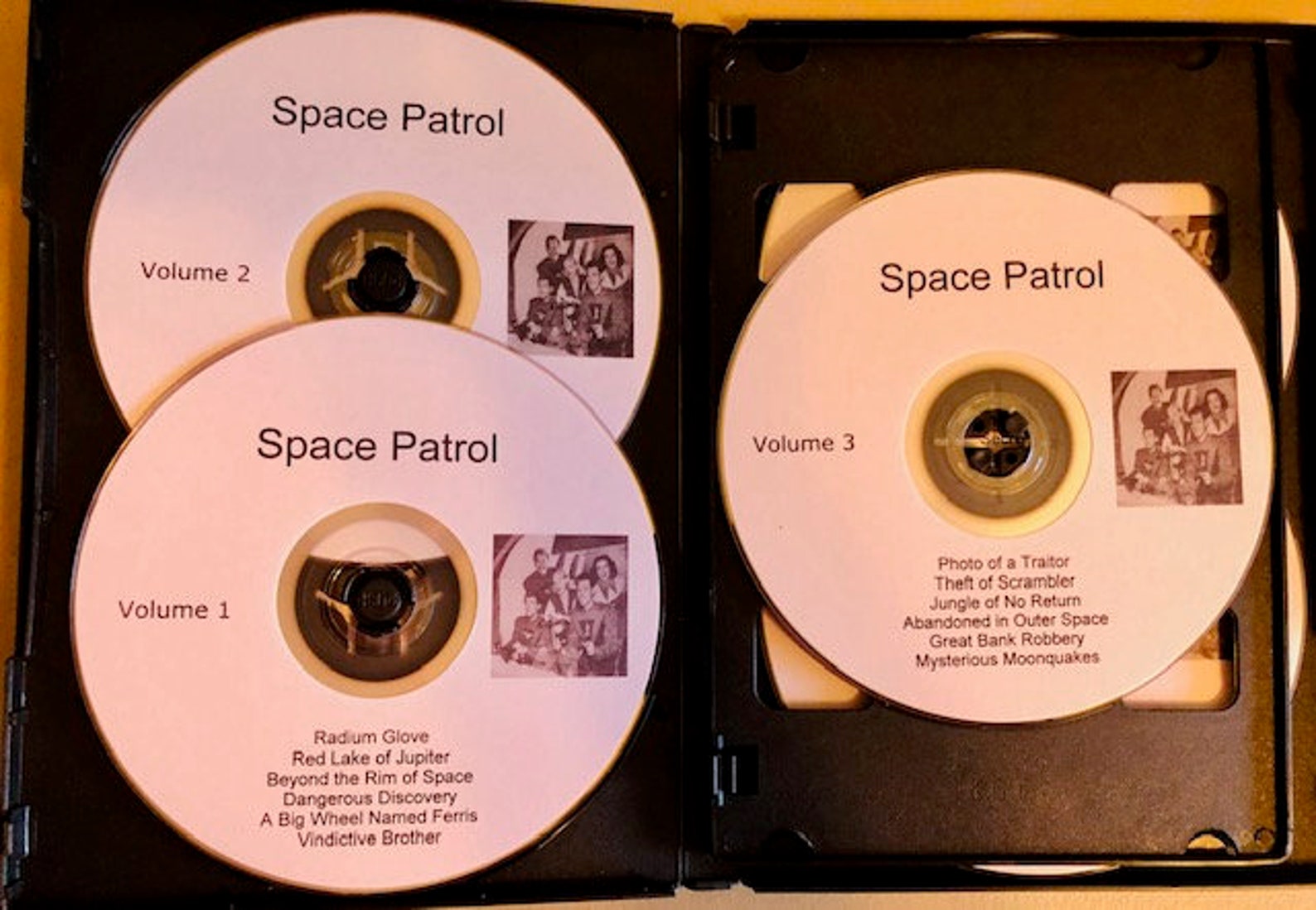 Space Patrol-68 Television Shows 2 Case Collection-rare B&W 12 Dvd's ...