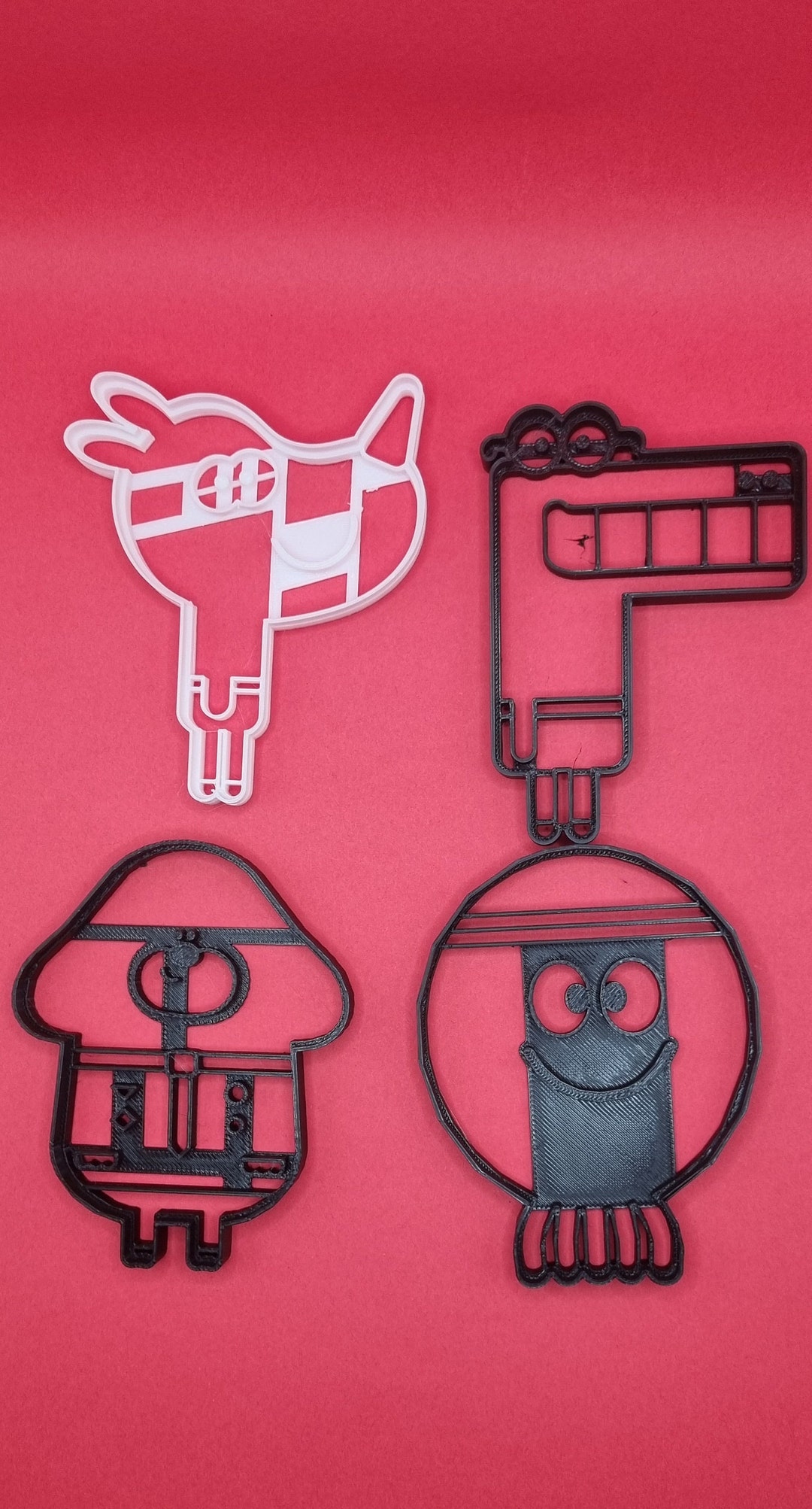 Hey Duggee Cookie Cutter Set Including Hey, Happy, Tag and Betty Full ...