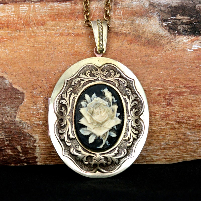 Ocean Cameo Necklace - Etsy UK
