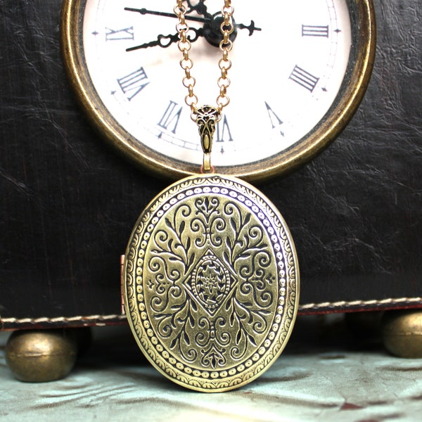 Large Oval Locket - Etsy