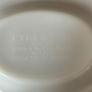 Pyrex Green Daisy Gravy Boat With Drip Plate - Etsy