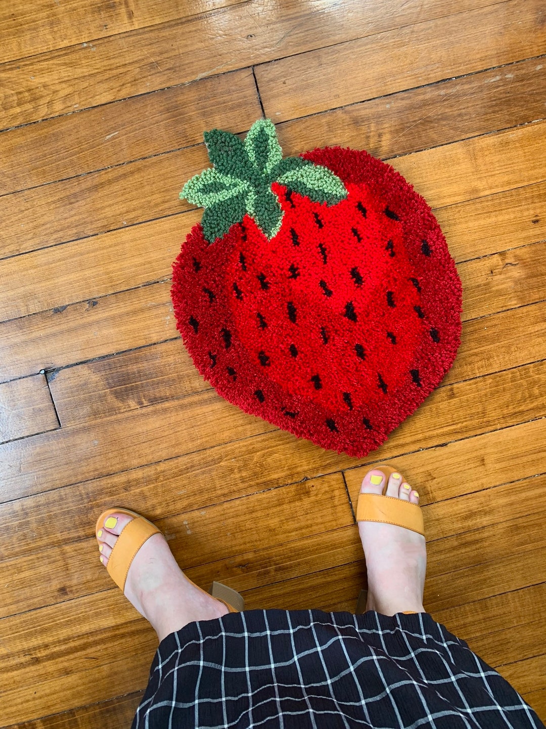 Handmade Strawberry Rug/wall Hanging - Etsy