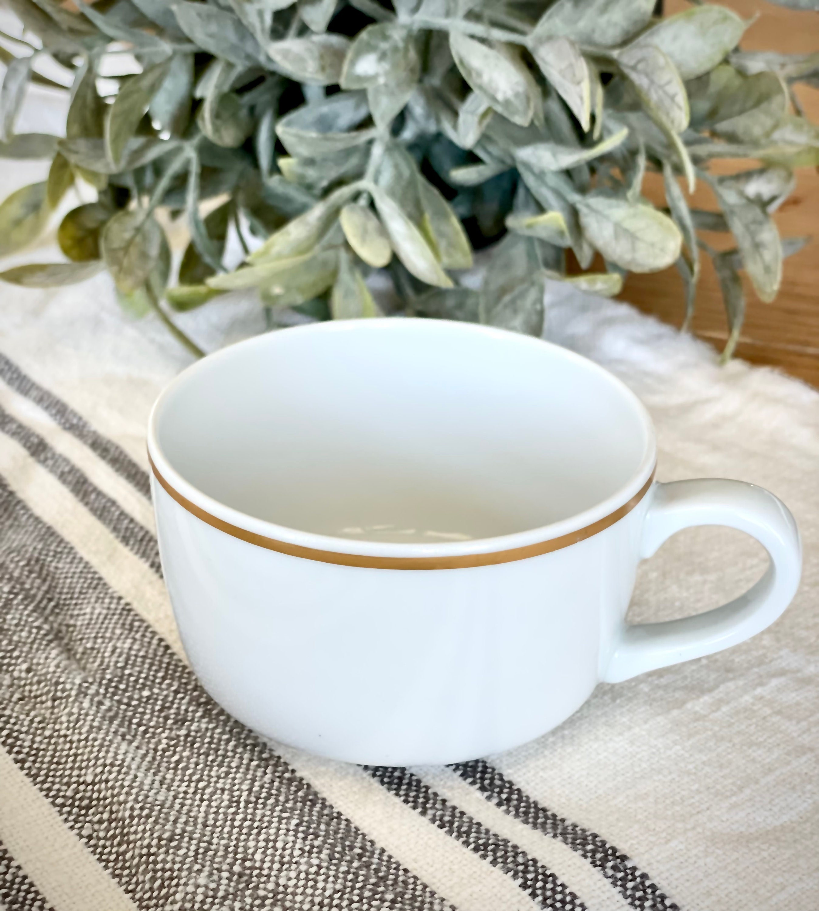 Pan Am Airlines First Class Dessert Plates Coffee and Tea Mugs - Etsy