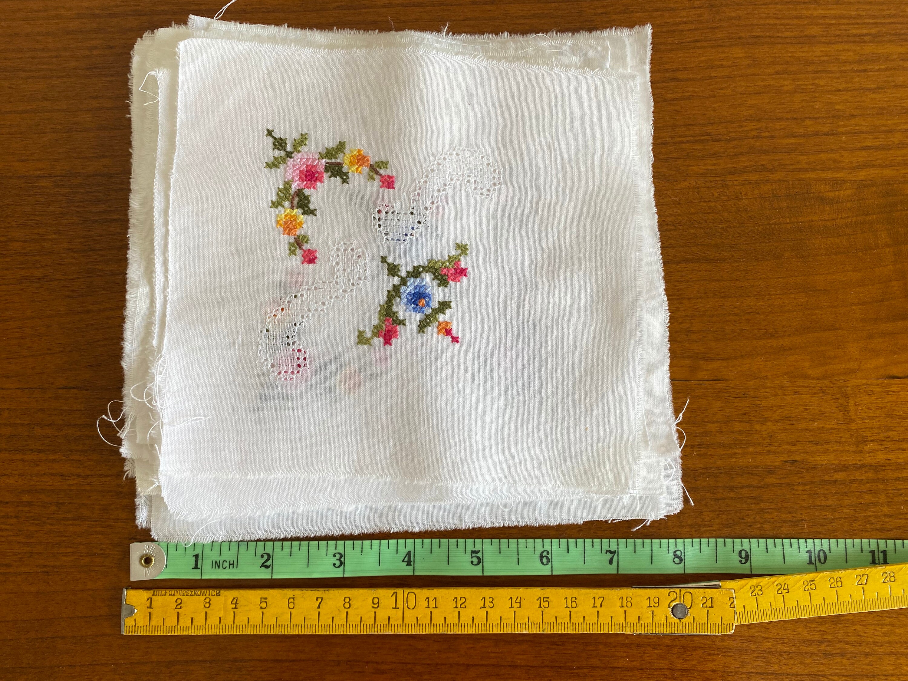 Set of 20 Vintage Hand Embroidery Fabric Scraps Hand Cross Stitch ...