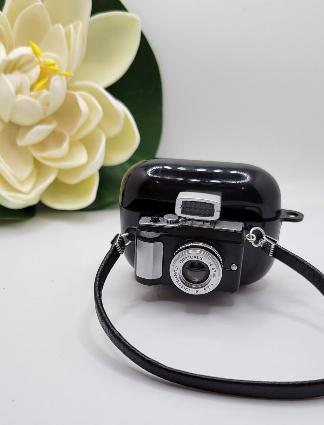 Airpods Pro 2 Camera Case (flashes Like a Real Camera) - Etsy