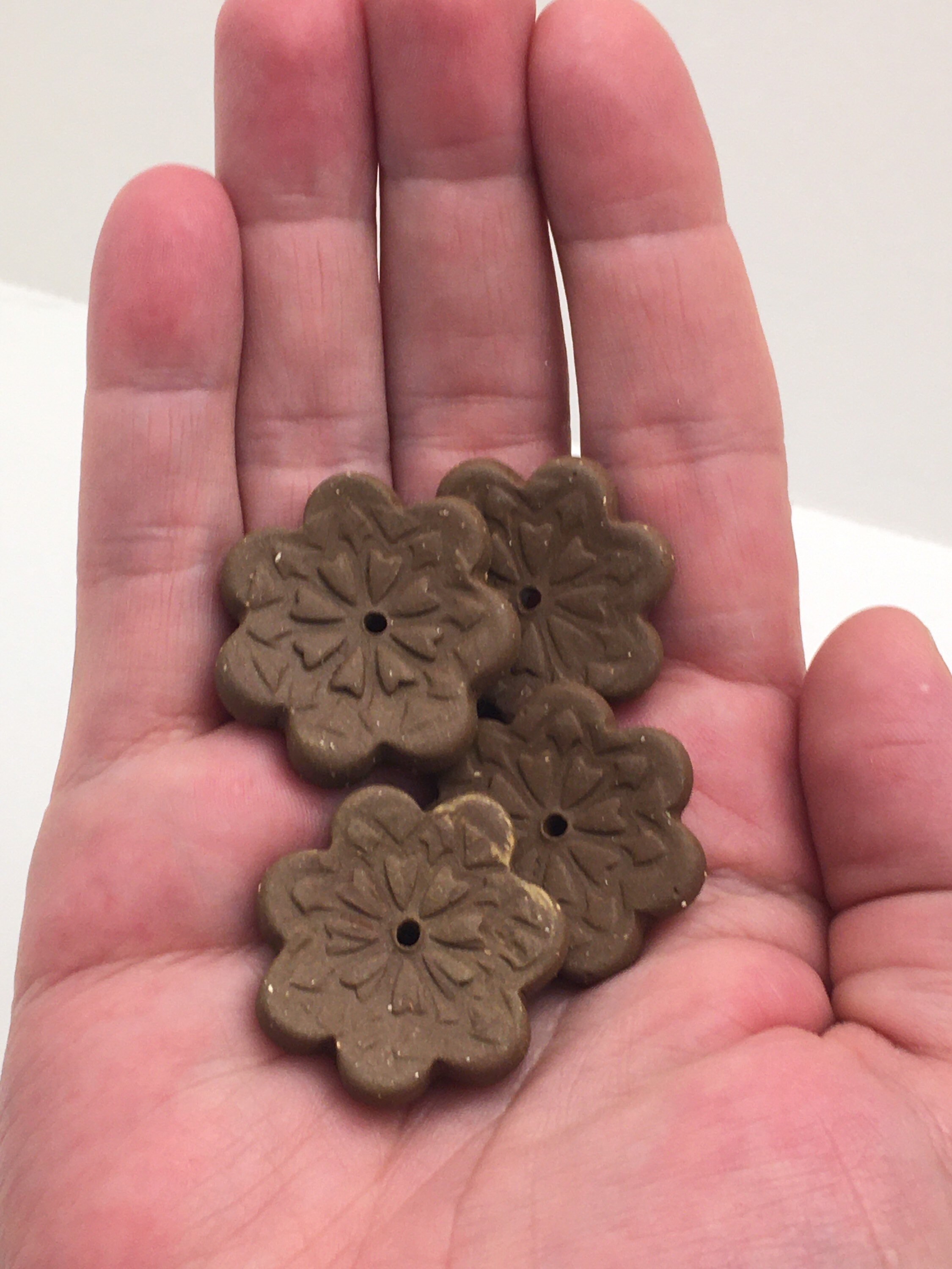 One Handmade Stoneware One Hole Button Bead With Flower Snowflake ...