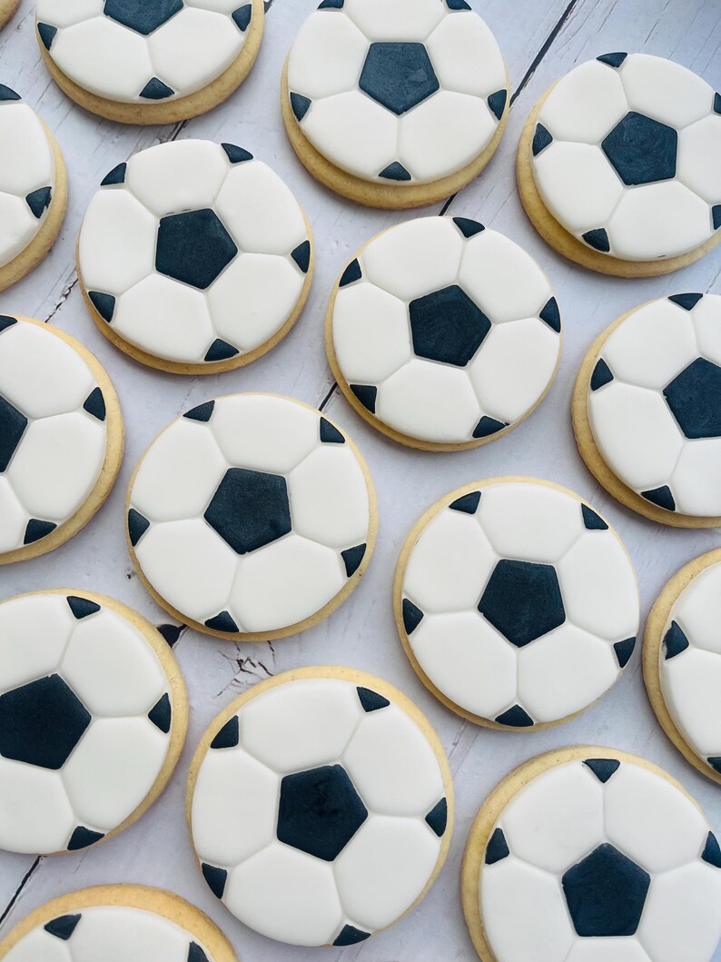 Football/ Sports / Football Theme Personalised Fondant Iced Sugar ...