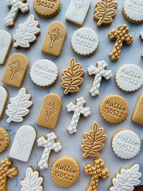 Christening/ Holy Communion Fondant Iced Sugar Cookies Biscuit - Etsy UK