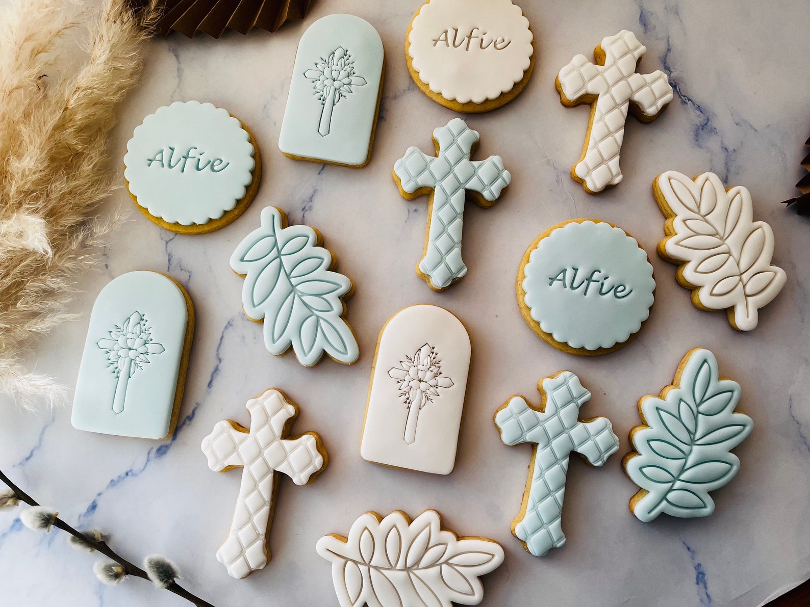 Christening/ Holy Communion Fondant Iced Sugar Cookies Biscuit - Etsy UK