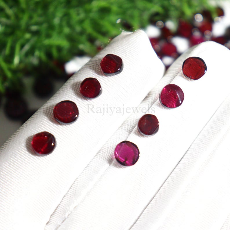 Pink Garnet Crystal Garnet Dodecahedron Round Shape Pink Garnet ...