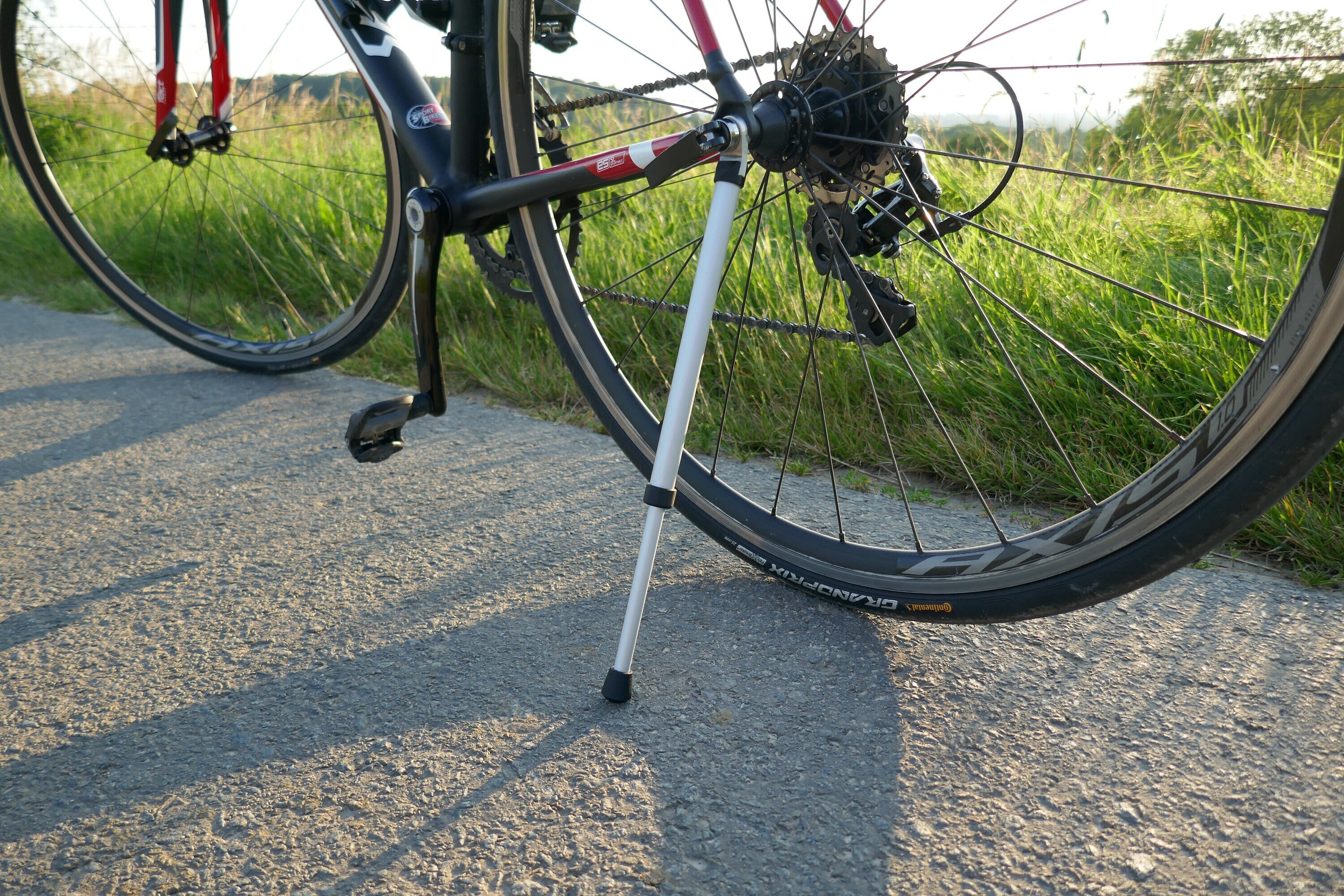 Bike Stand Portable Kickstand Bicycle Removable Telescopic Bike Support ...