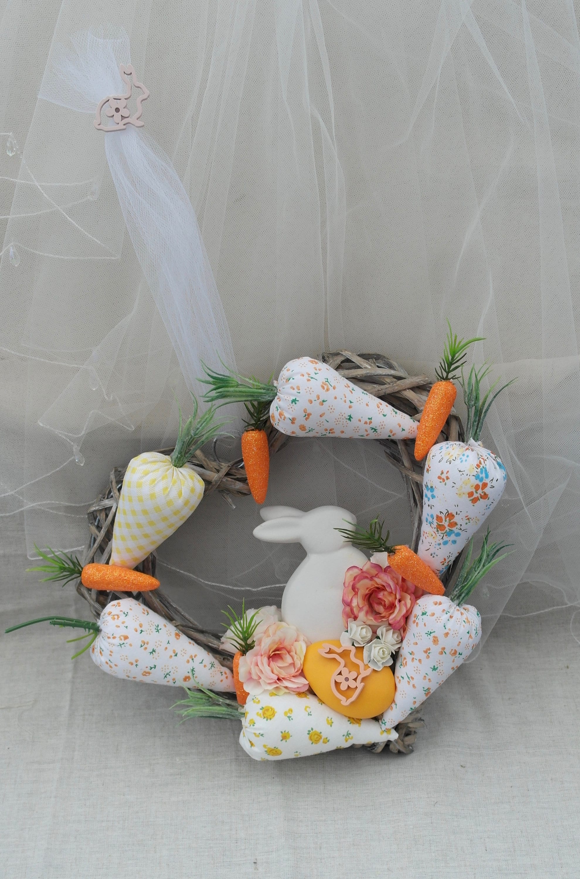 Corona de primavera con conejo y zanahorias - Etsy España