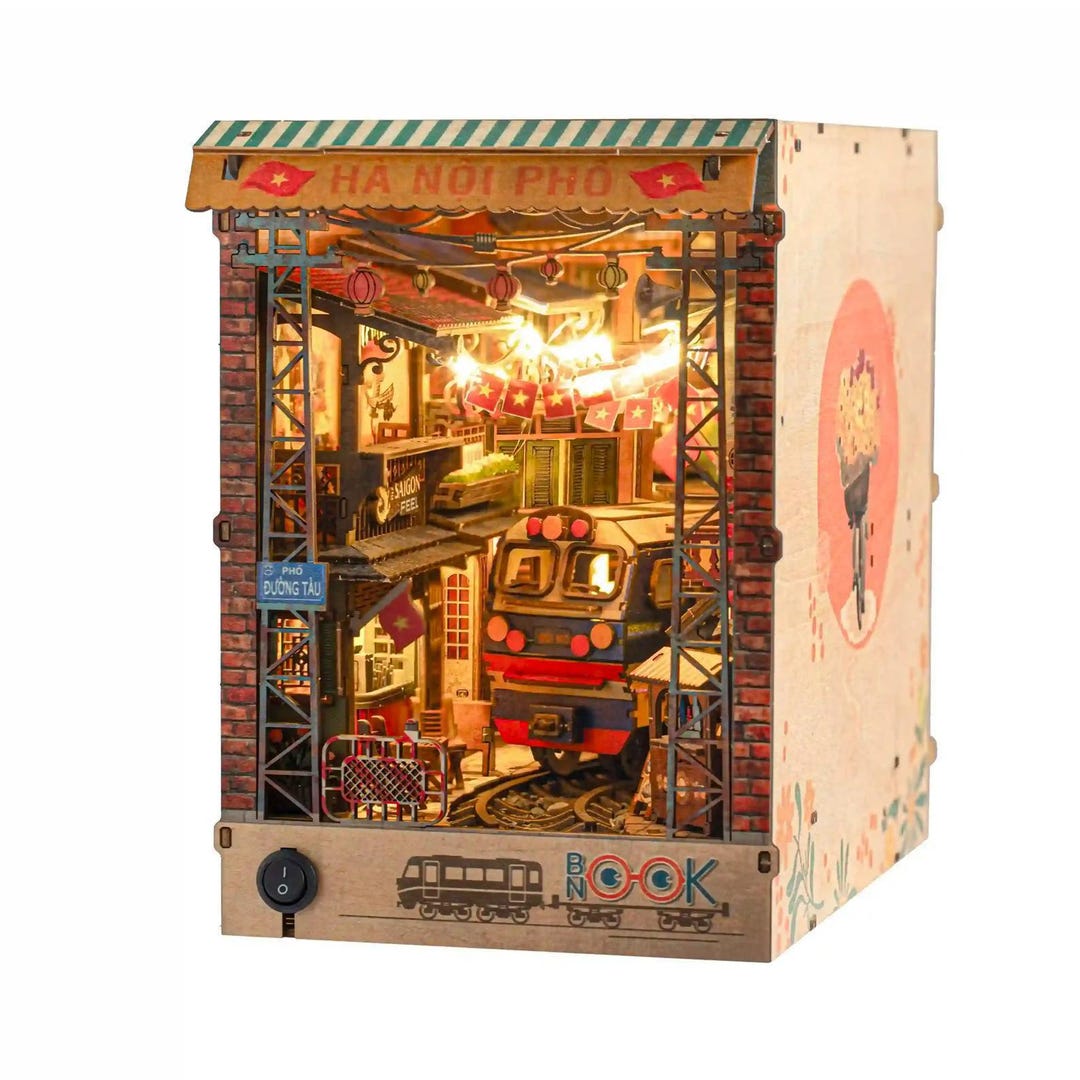 Hanoi Train Street Book Nook Diorama Resin Lamp, Vietnamese Railway ...